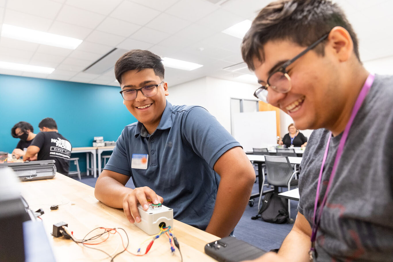 Future Careers | A Visual Look at Advanced Manufacturing - Student ...