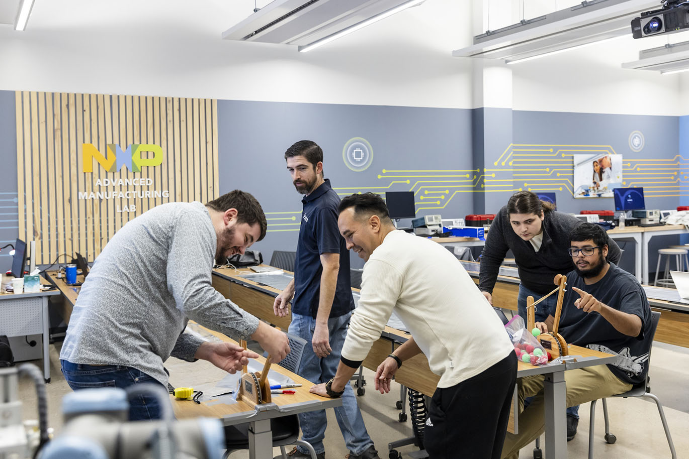 Future Careers | A Visual Look at Advanced Manufacturing - Student ...