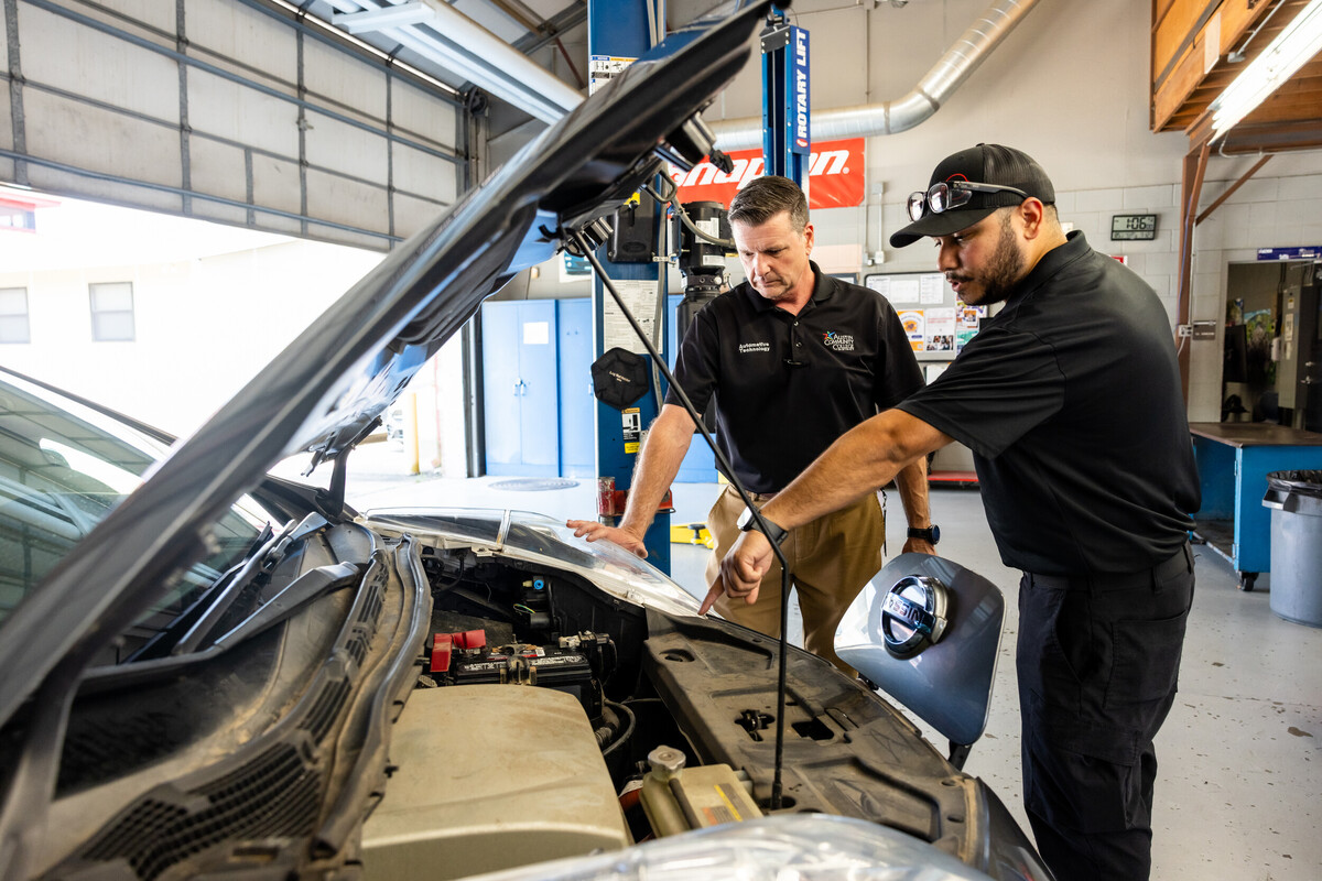 ACC Automotive Technology Receives Electric Vehicle Donation - Student ...